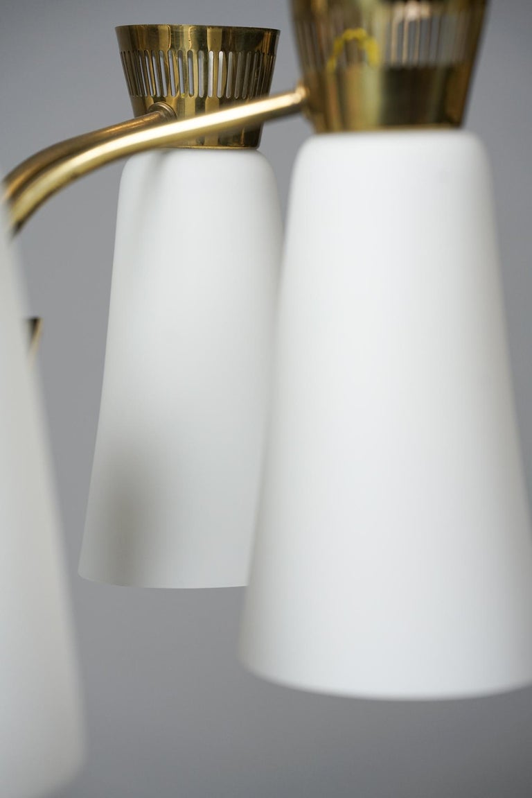 Mauri Almari Brass Chandelier model 103/5 for Itsu, 1950s For Sale at ...