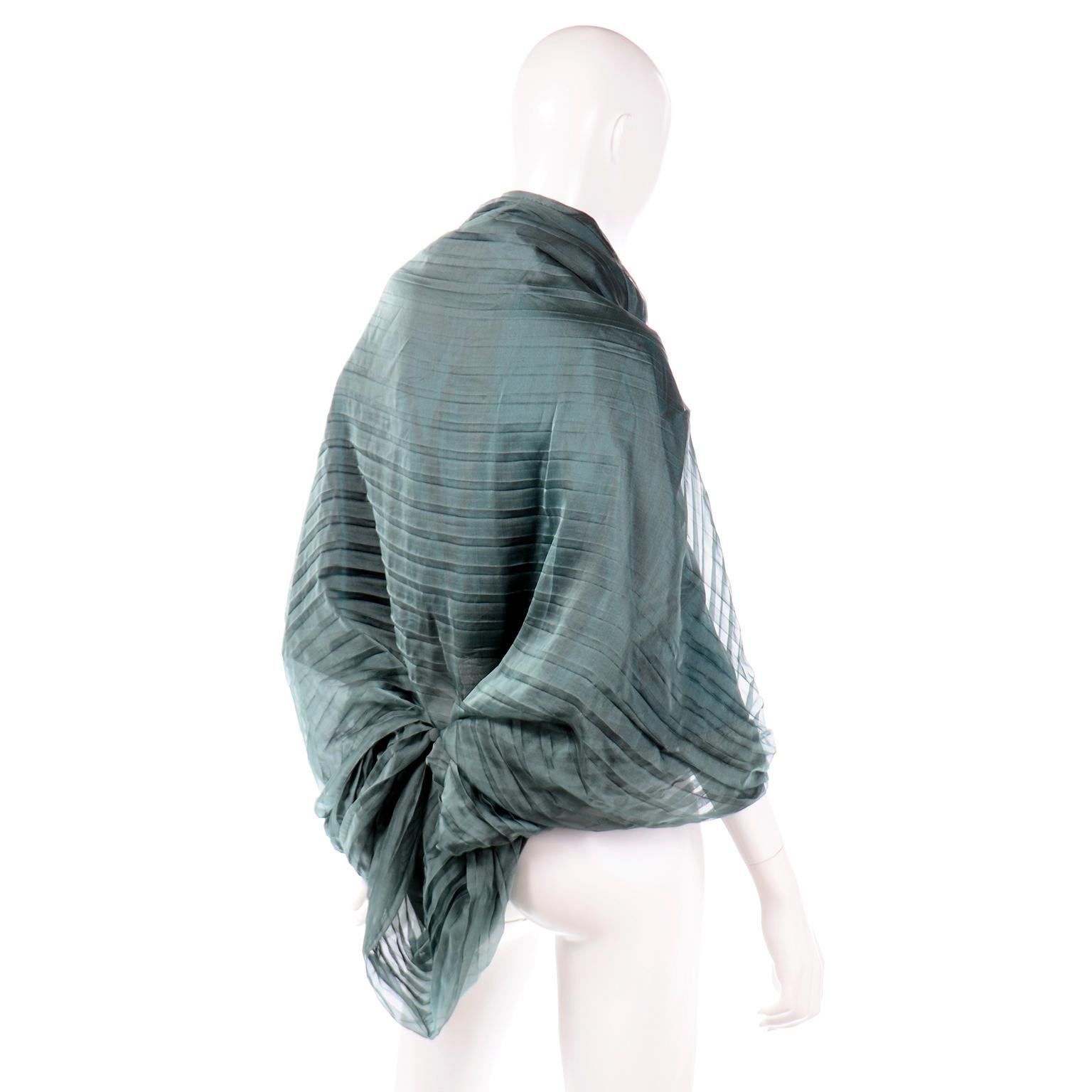 Maurizio Galante Vintage Green Silk Organza Pleated Cape Style Evening ...