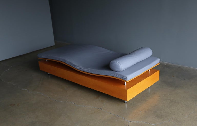 Maya Lin "Longitude" Chaise for Knoll, 1998 at 1stDibs