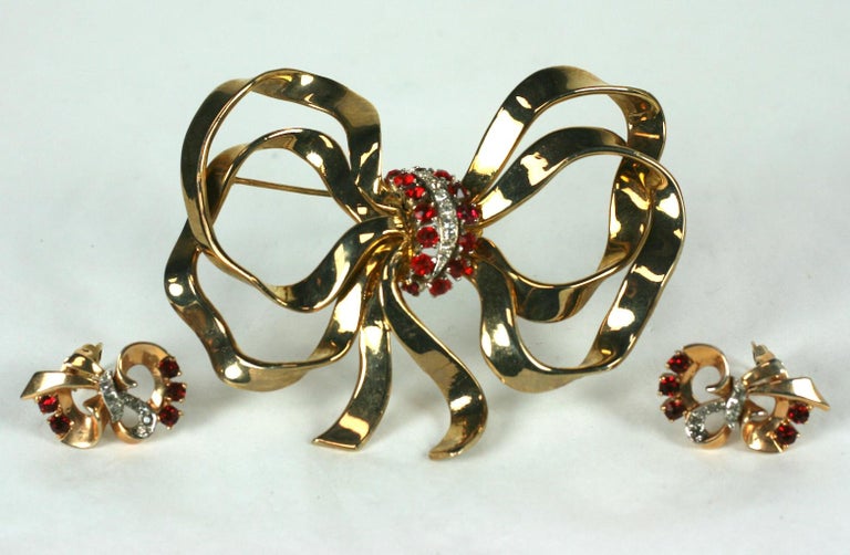 Mazer Retro Bow Knot Brooch Demi Parure For Sale at 1stDibs