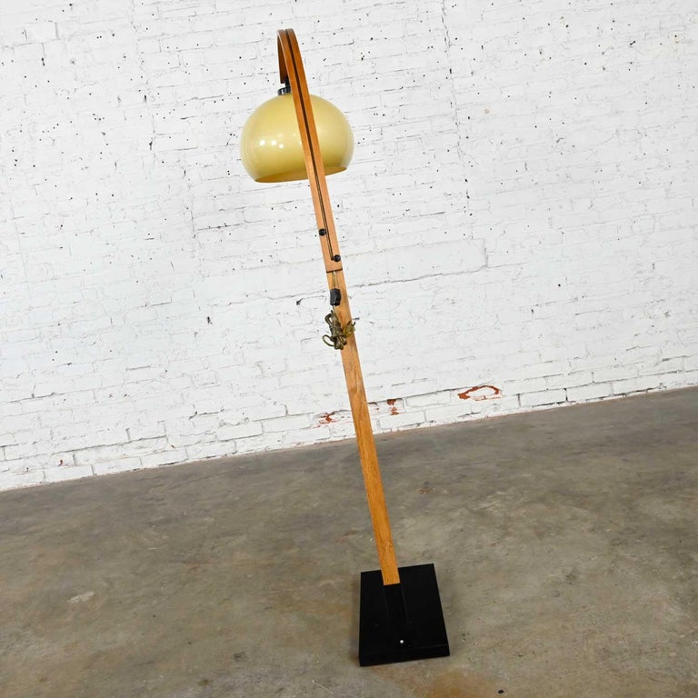 MCM Bentwood Swoop Arc Floor Lamp Amber Plastic Bubble Globe Shade at ...
