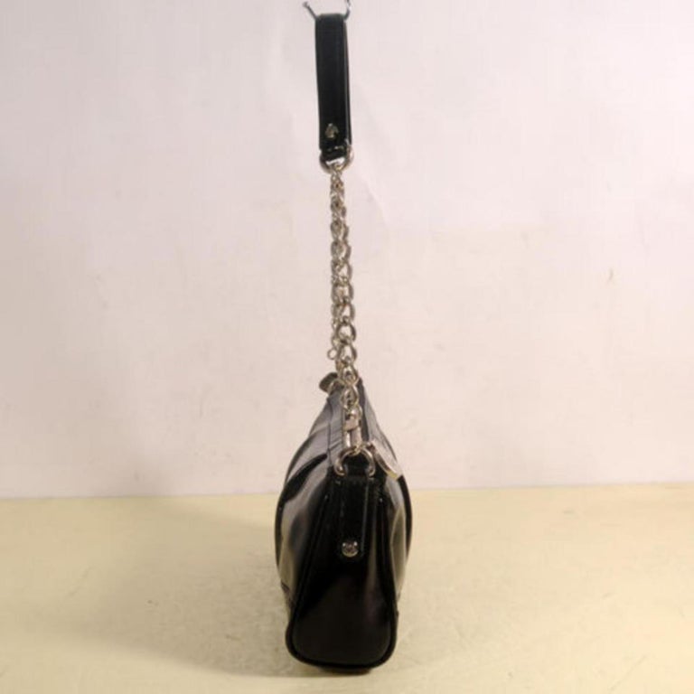 MCM Chain 869163 Black Patent Leather Shoulder Bag For Sale at 1stDibs