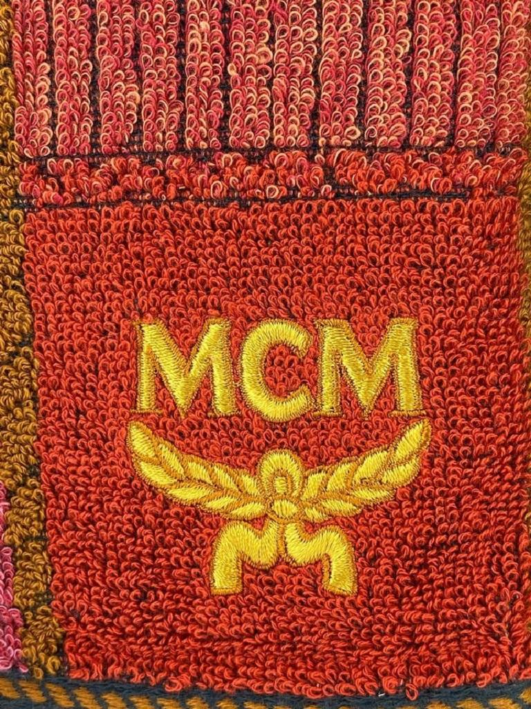 MCM Ultra Rare Red x Blue Logo Towel Set 10m520 For Sale at 1stDibs