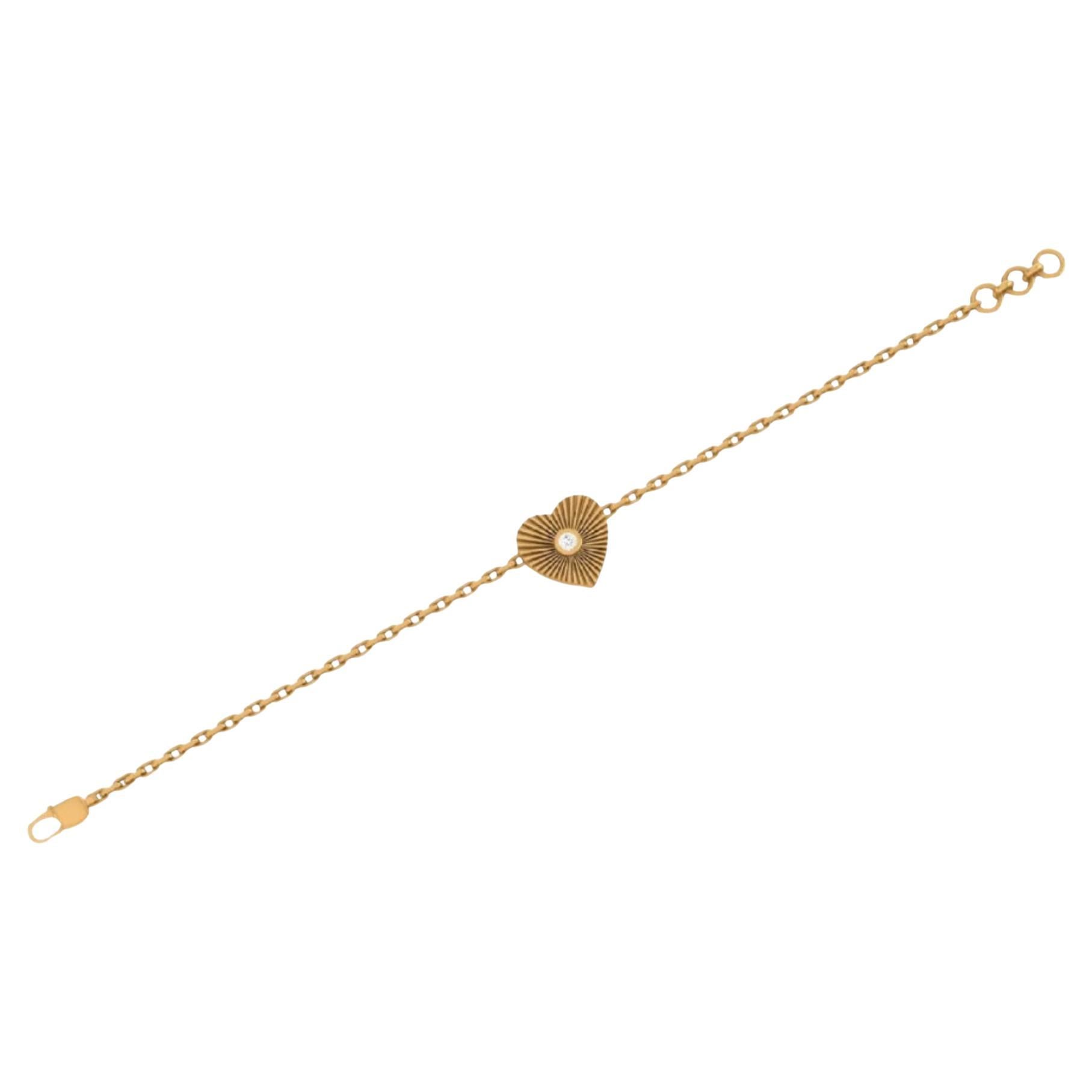 Medallion Heart Diamond Charm Chain Bracelet in 14k Solid Gold For Sale ...