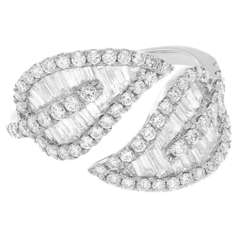 Medium 18K White Gold and Baguette Leaf Diamond Ring 1.38 Carat For ...
