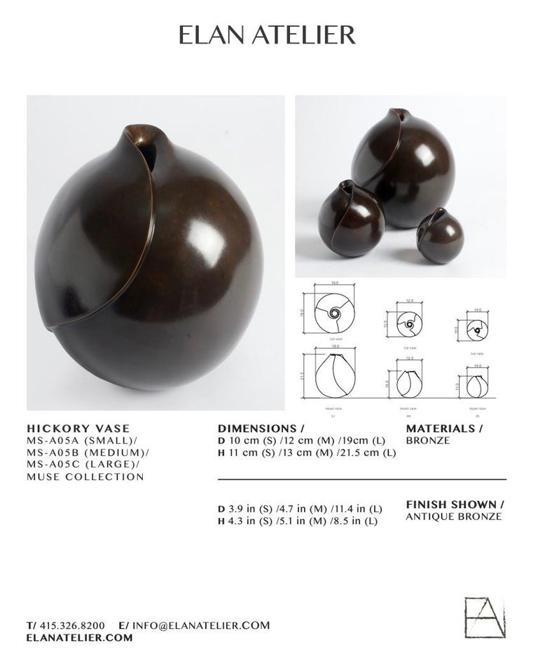 Medium Hickory Vase by Elan Atelier in Stock For Sale at 1stDibs