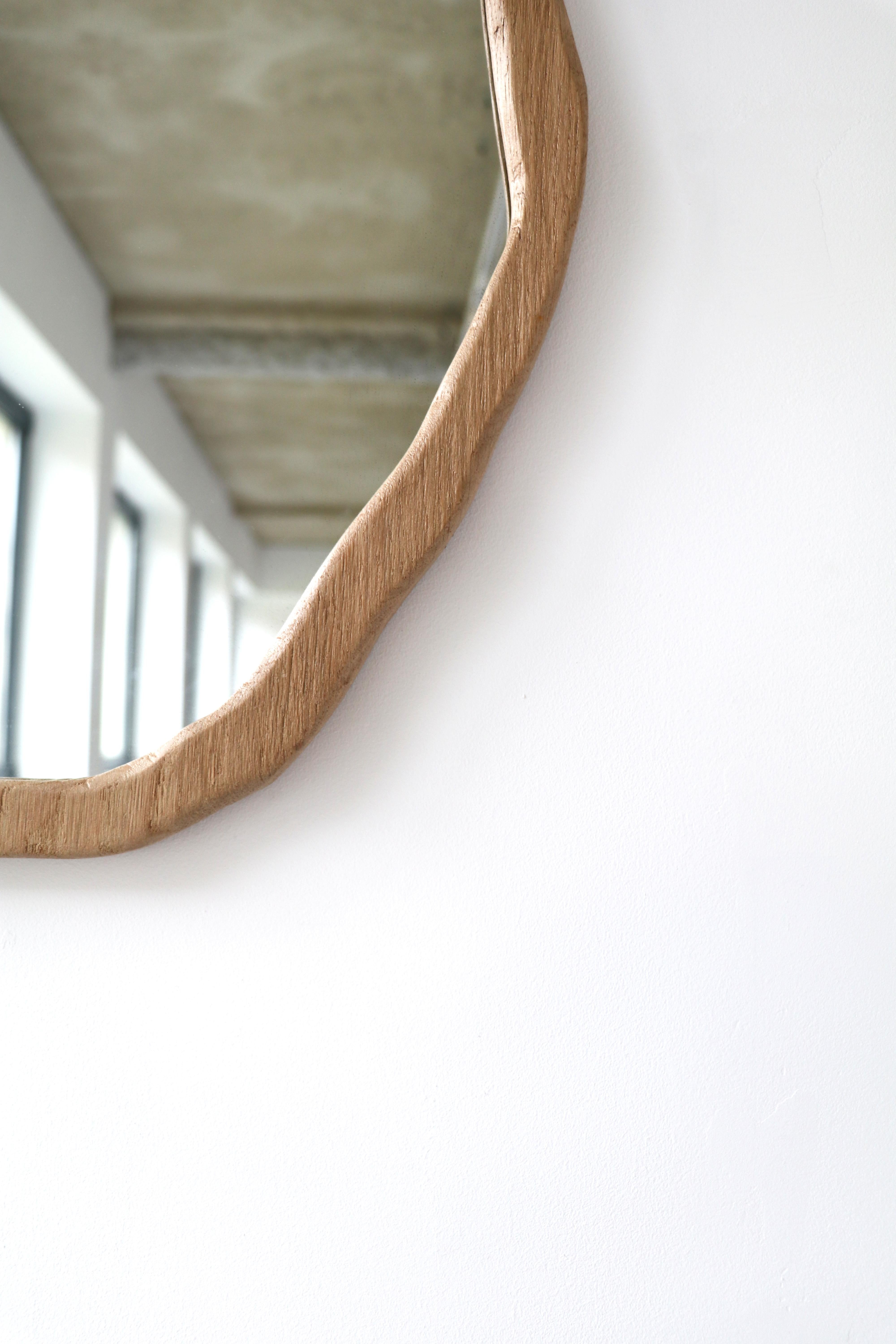 Medium Light Varnish Ondulation Mirror by Alice Lahana Studio For Sale ...
