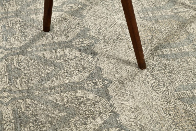 Mehraban Transitional Design Rug Allure Dixson For Sale at 1stDibs