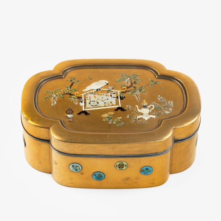 Meiji Period Shibayama and Gold Lacquer Box at 1stDibs