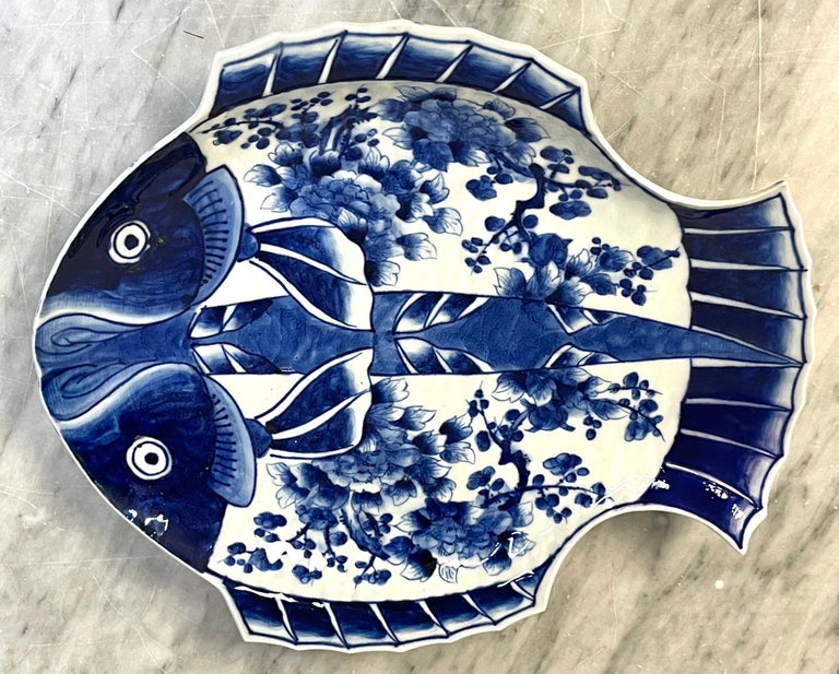 Meiji Period Signed Fukagawa Blue and White Fish 'Flounder' Plate For ...