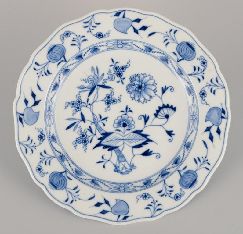 Meissen, Germany. Blue Onion pattern. Set of six dinner plates. For ...
