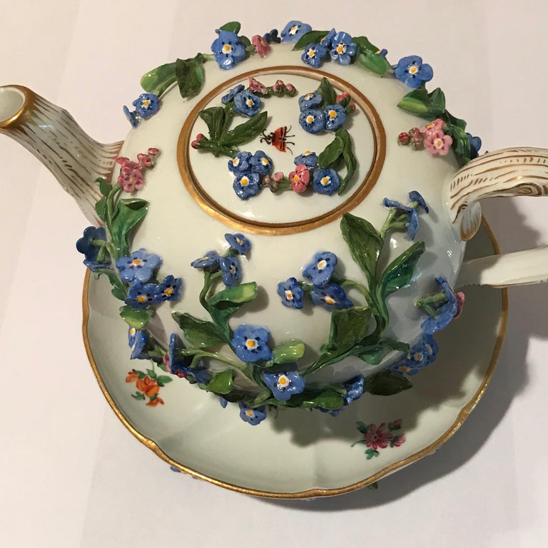 Meissen Porcelain 'Forget Me Not' Tea Set For Sale at 1stDibs