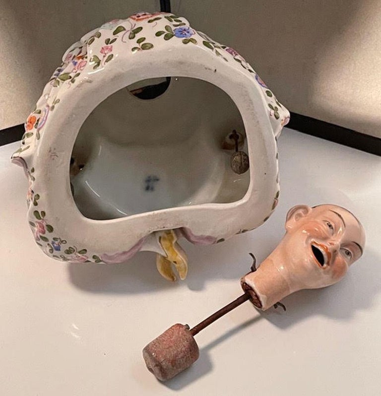 Meissen Porcelain Nodder in Seated Position For Sale at 1stDibs