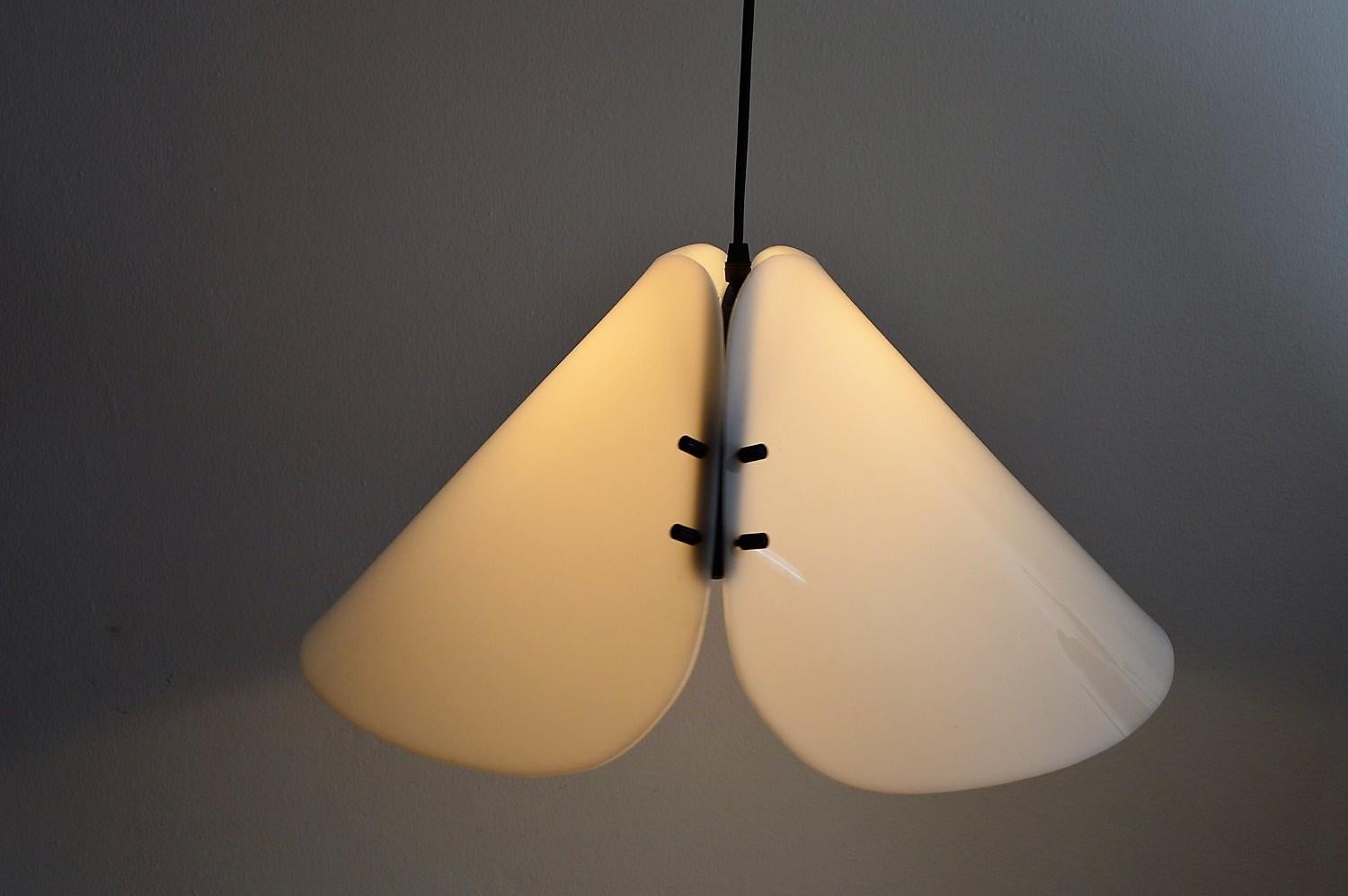 Melilla Pendant Lamp by Vico Magistretti in Plexiglass, Made in Italy ...