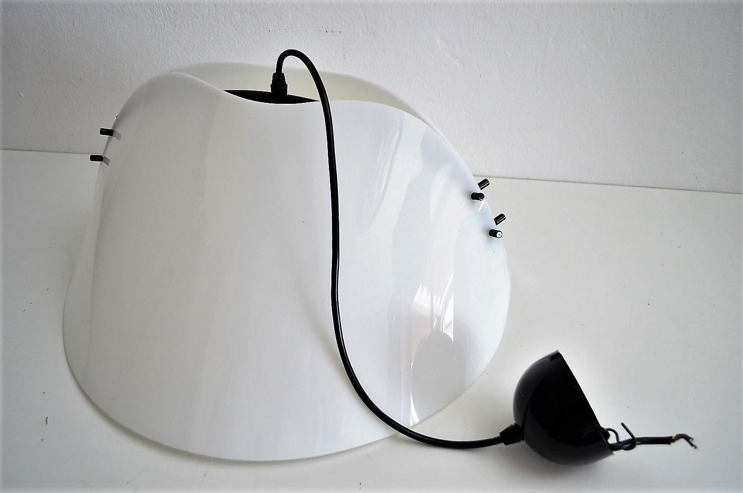 Melilla Pendant Lamp by Vico Magistretti in Plexiglass, Made in Italy ...