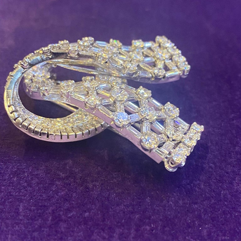 Mellerio Paris Double Clip Bow Brooch For Sale at 1stDibs