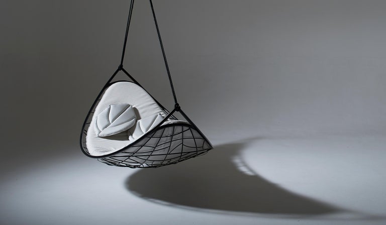Melon Hanging Swing Chair Modern Daybed In/Outdoor White For Sale at ...