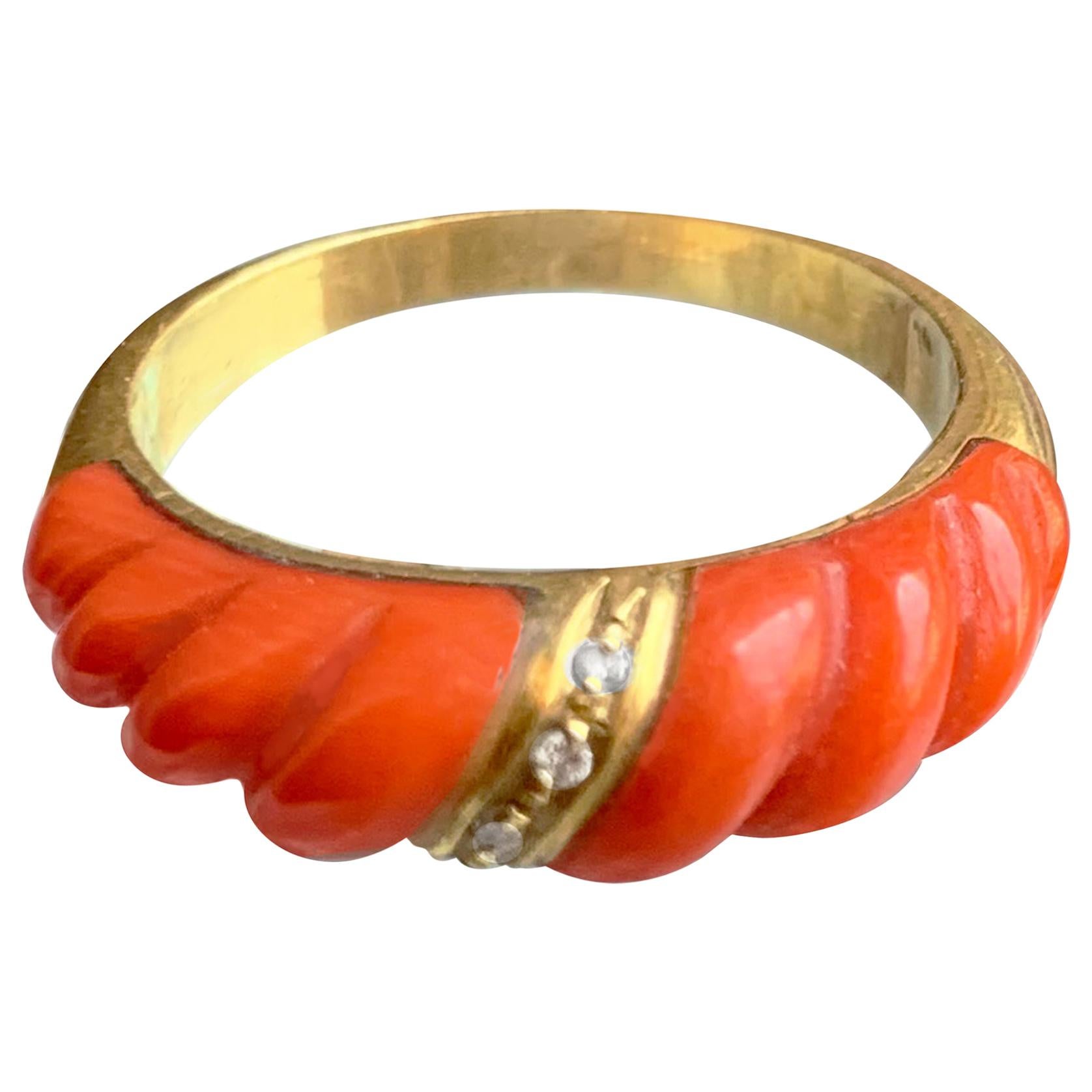 Red Coral Diamond 18 Karat Gold Ring For Sale at 1stDibs