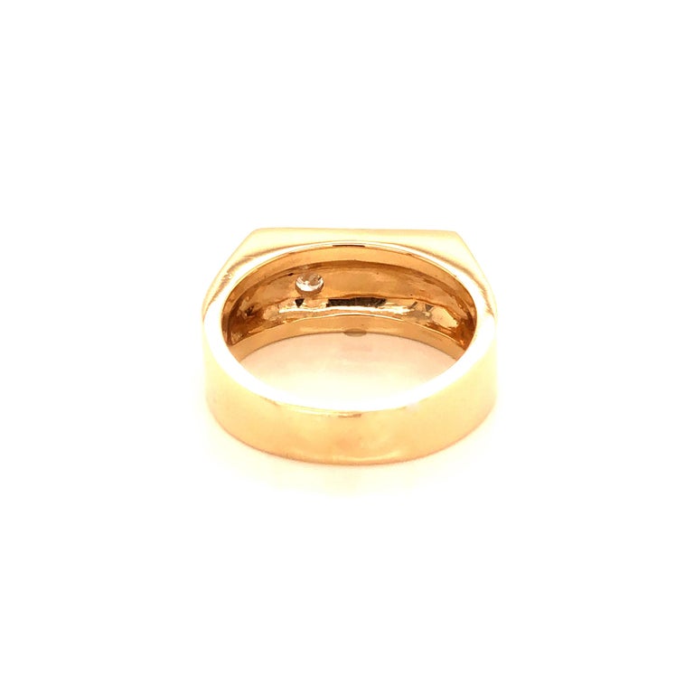 Men's Diamond Cluster Pinky Ring in 14k Yellow Gold For Sale at 1stDibs