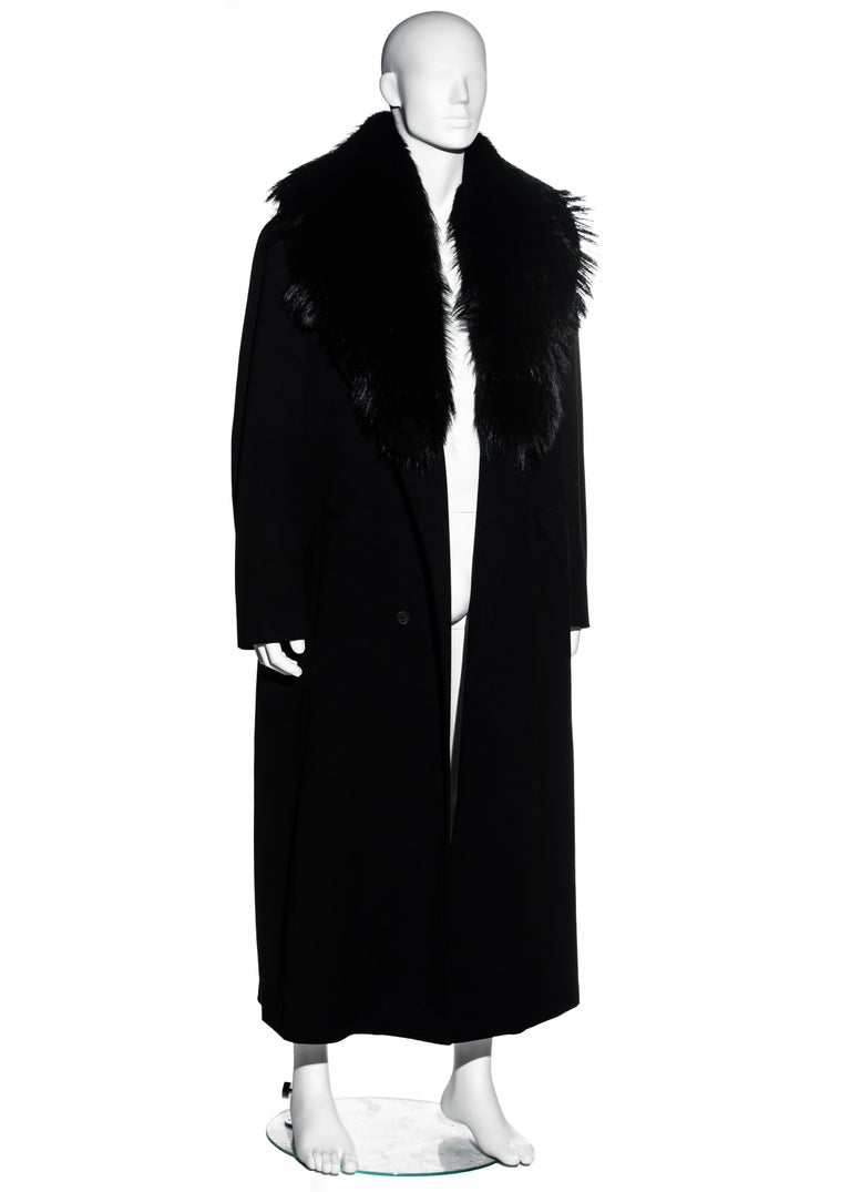 Men's Gianni Versace black cashmere wool oversized coat with fox fur ...