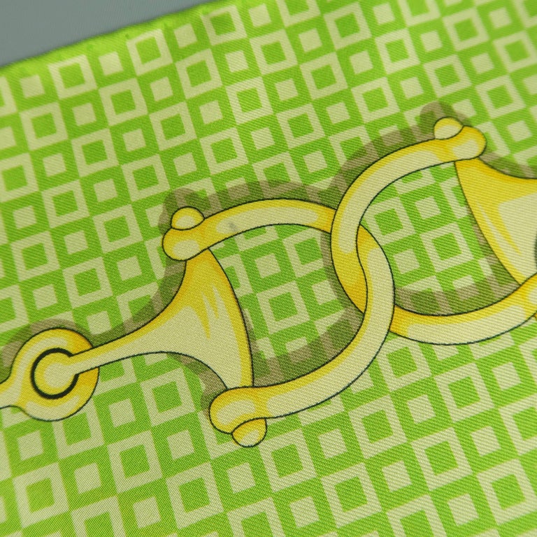 Gucci Men's Green and Yellow Silk Horsebit Print Pocket Square at ...