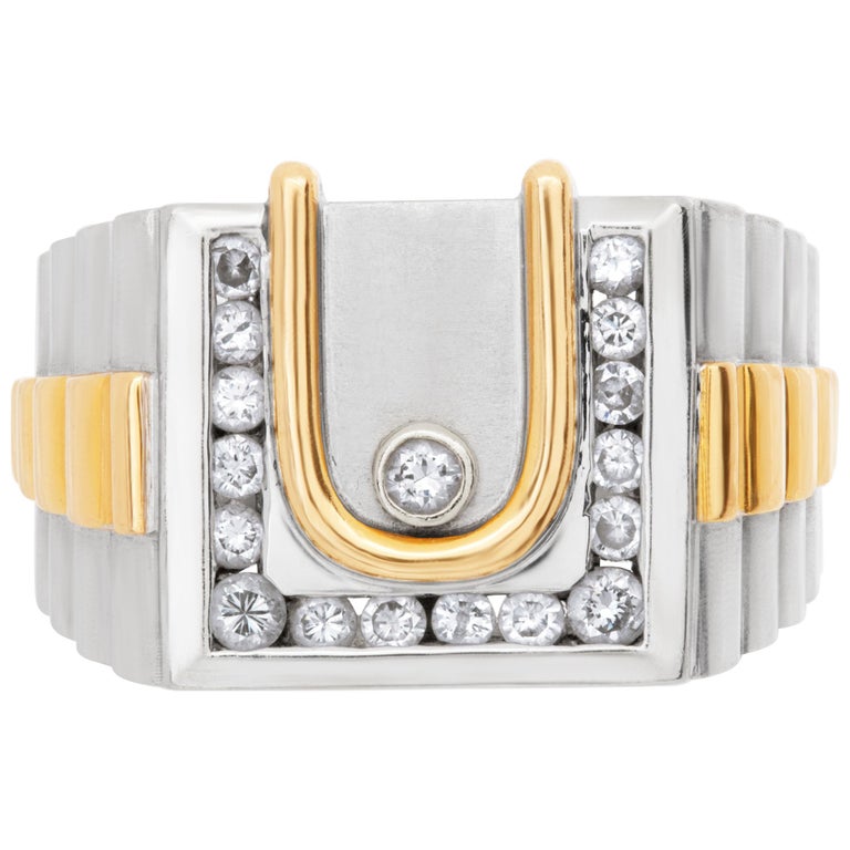 Men's ring in 18k yellow gold with diamond accents For Sale at 1stDibs