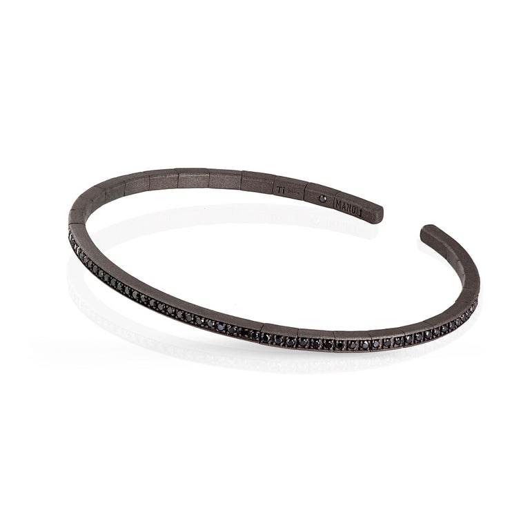 Men's Spring Bracelet in Titanium and Black Diamonds For Sale at 1stDibs