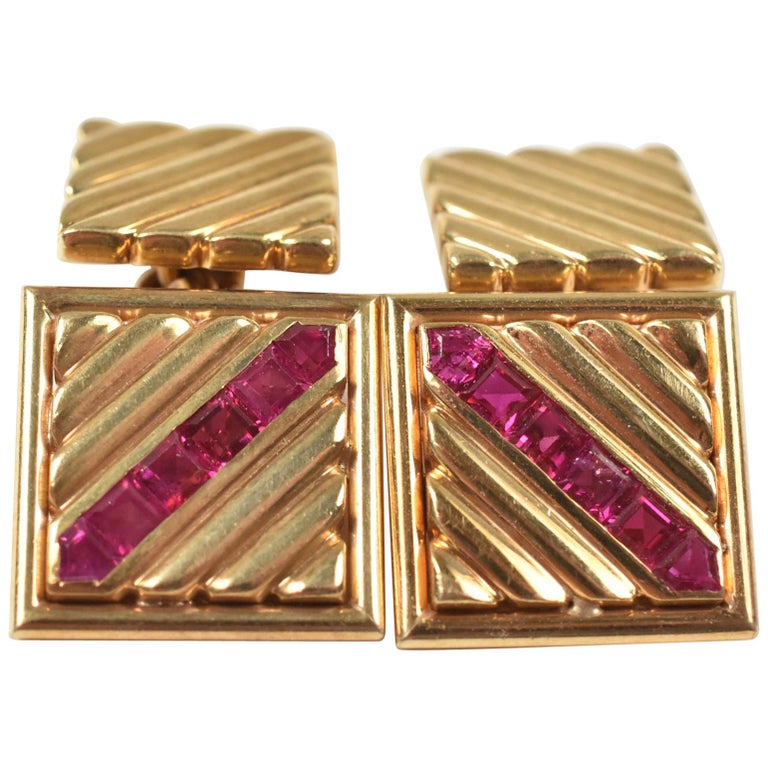 Men's Vintage 14-Karat Yellow Gold and Ruby Cufflinks For Sale at 1stDibs