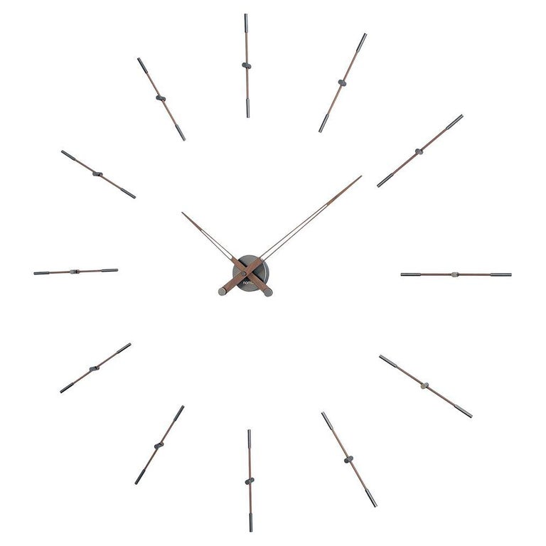 Merlín 12 T Wall Clock For Sale at 1stDibs