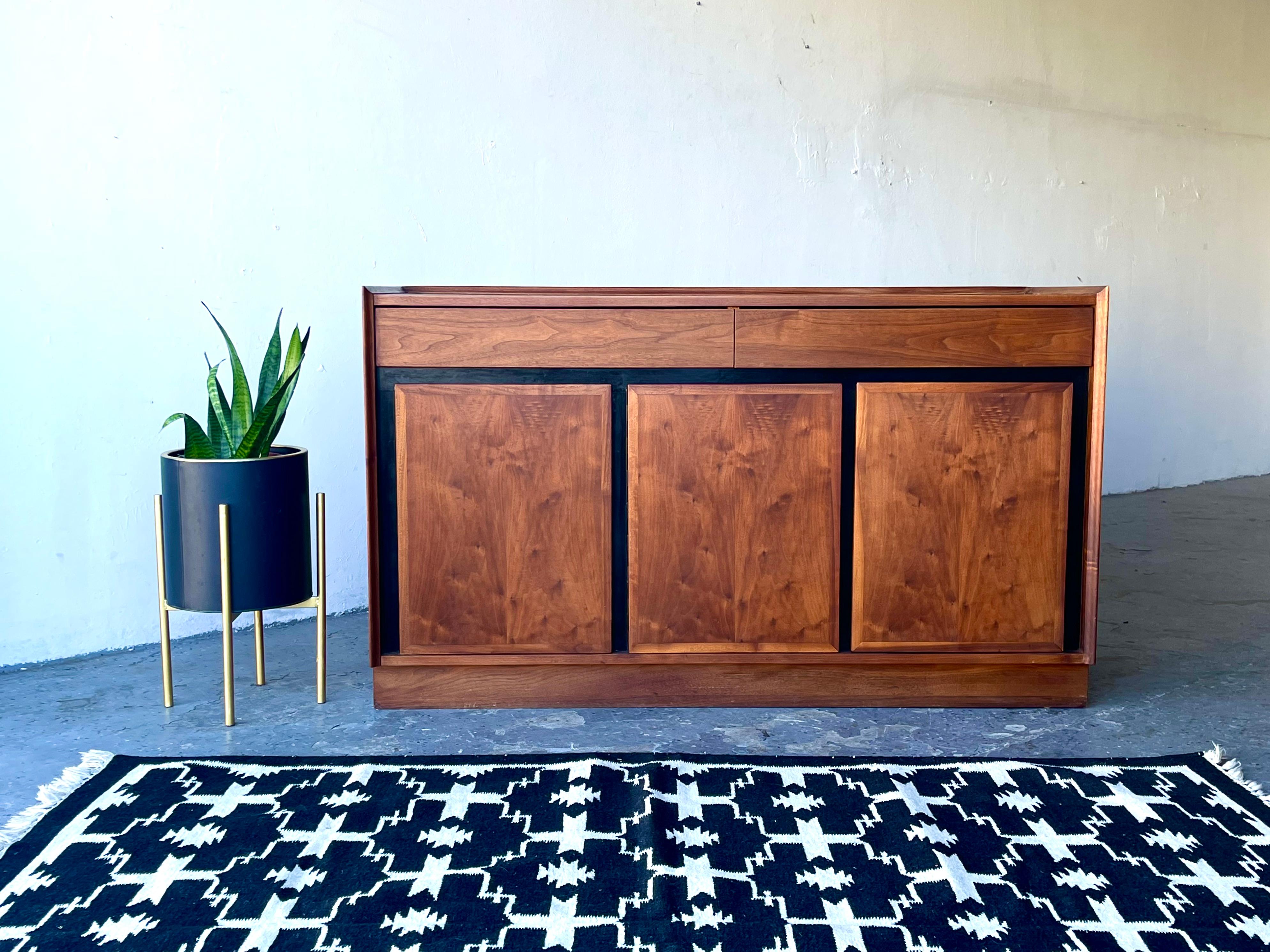 Merton Gershun for Dillingham Mid-Century Modern Walnut Sideboard ...