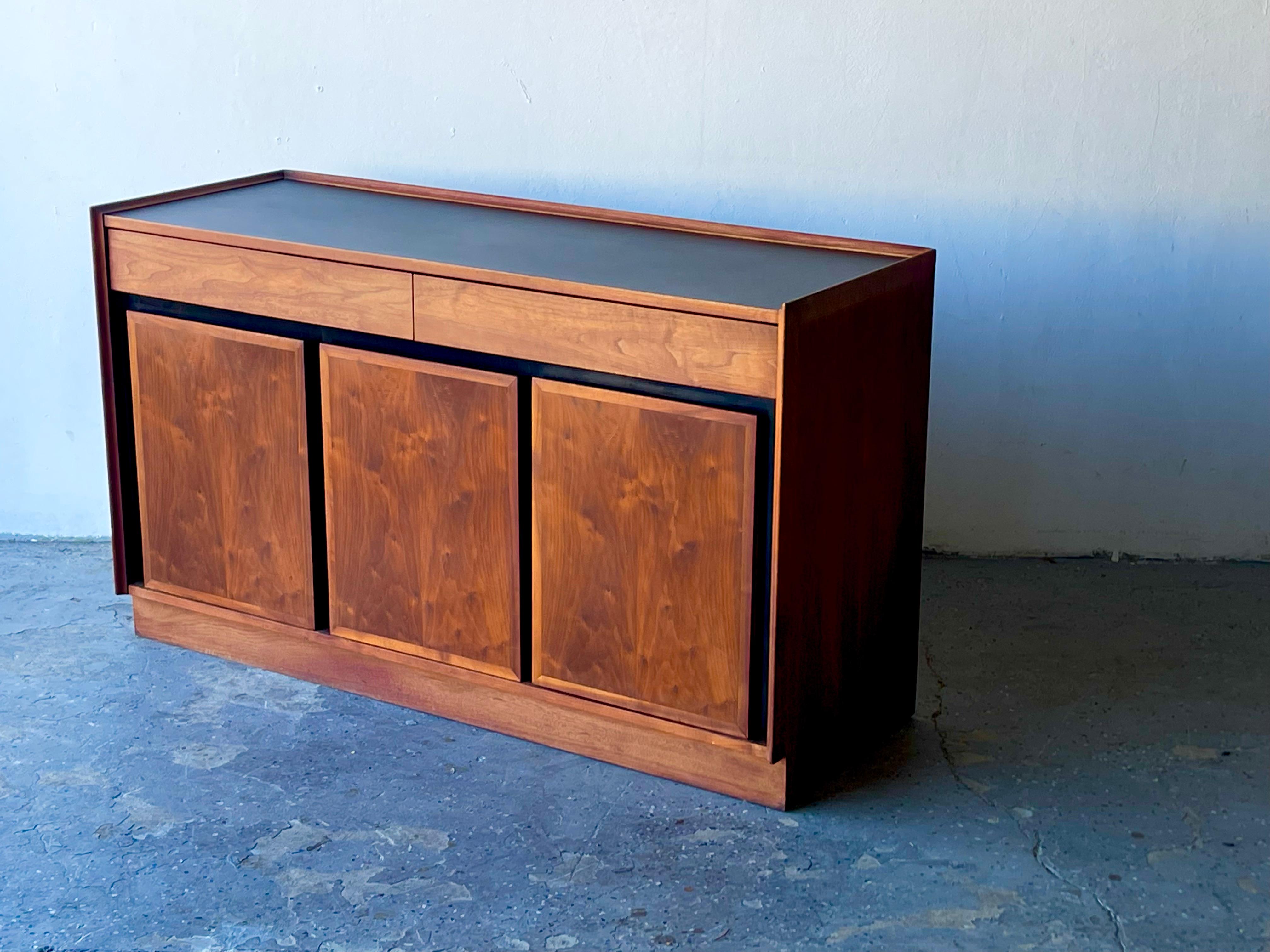 Merton Gershun for Dillingham Mid-Century Modern Walnut Sideboard ...