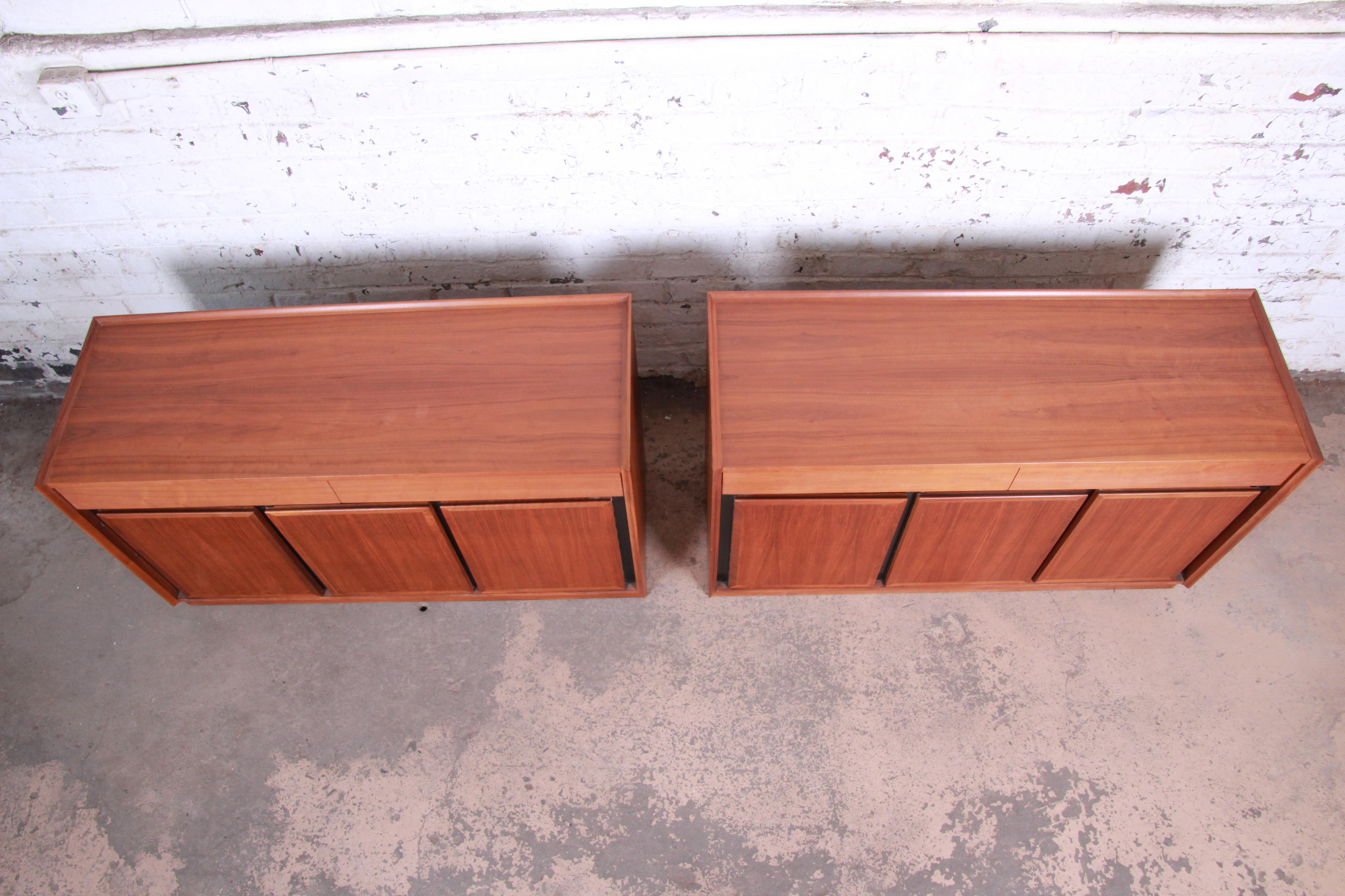 Merton Gershun for Dillingham Midcentury Walnut Sideboard Credenzas ...
