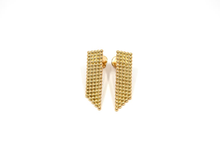 Mesh Drop Earrings in 18kt Gold For Sale at 1stDibs