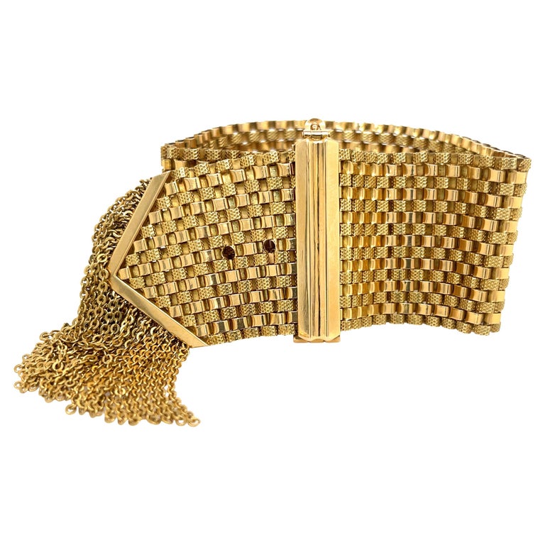 Mesh Vintage Buckle Bracelet With Fringe Edges 18K Yellow Gold For Sale ...
