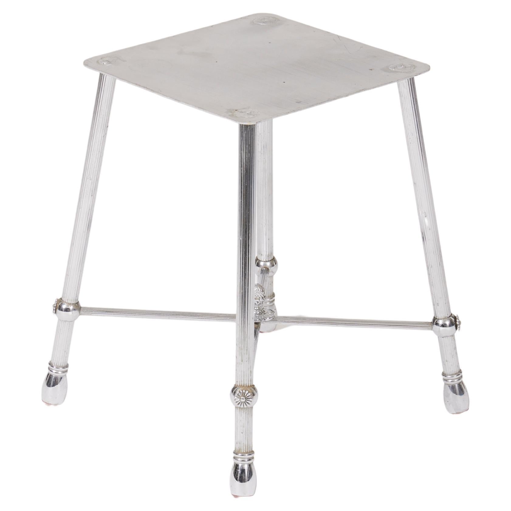 Metal stool For Sale at 1stDibs