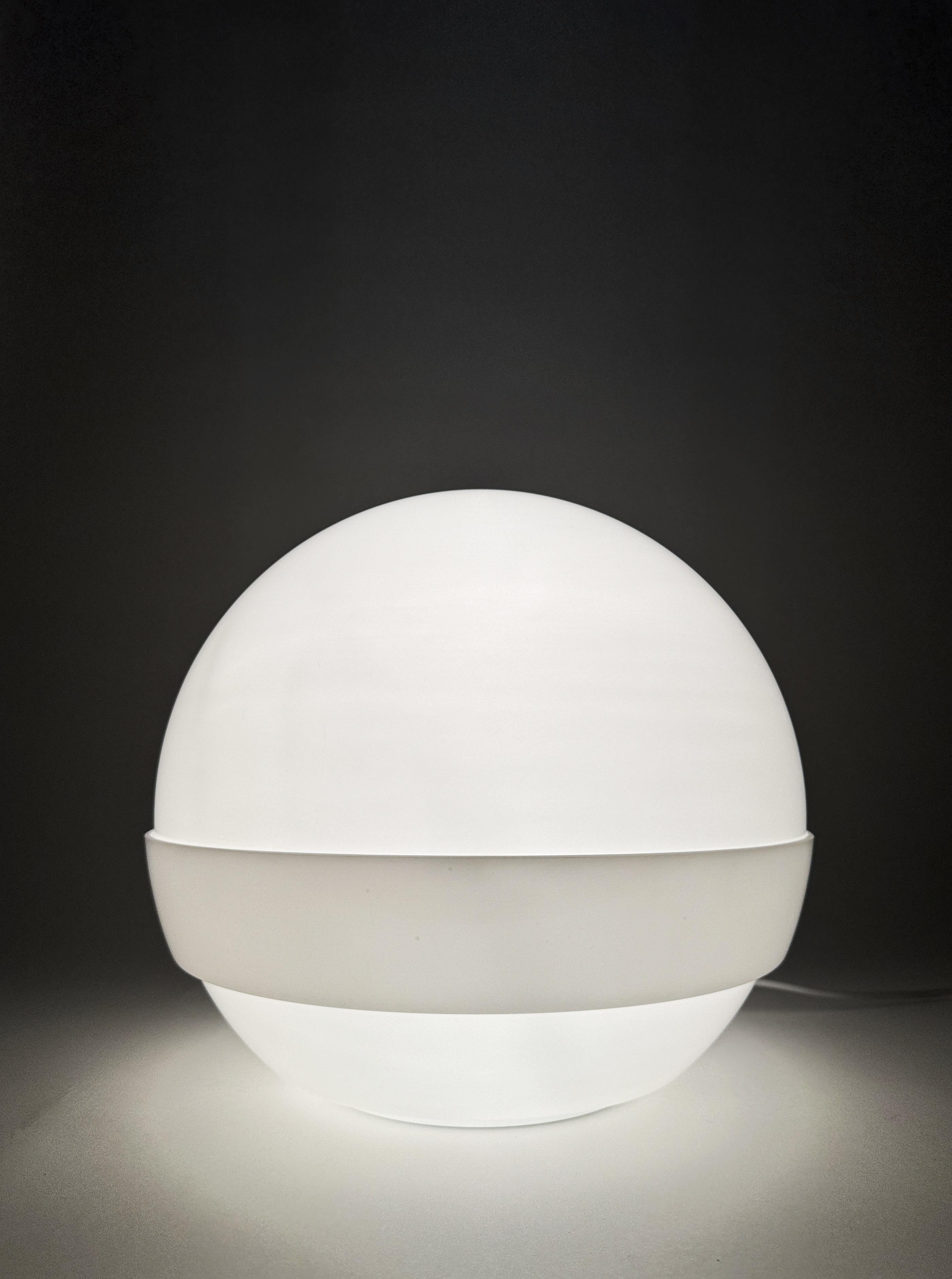 Metalarte Ball lamp designed by André Ricard 1970-1979 For Sale at 1stDibs