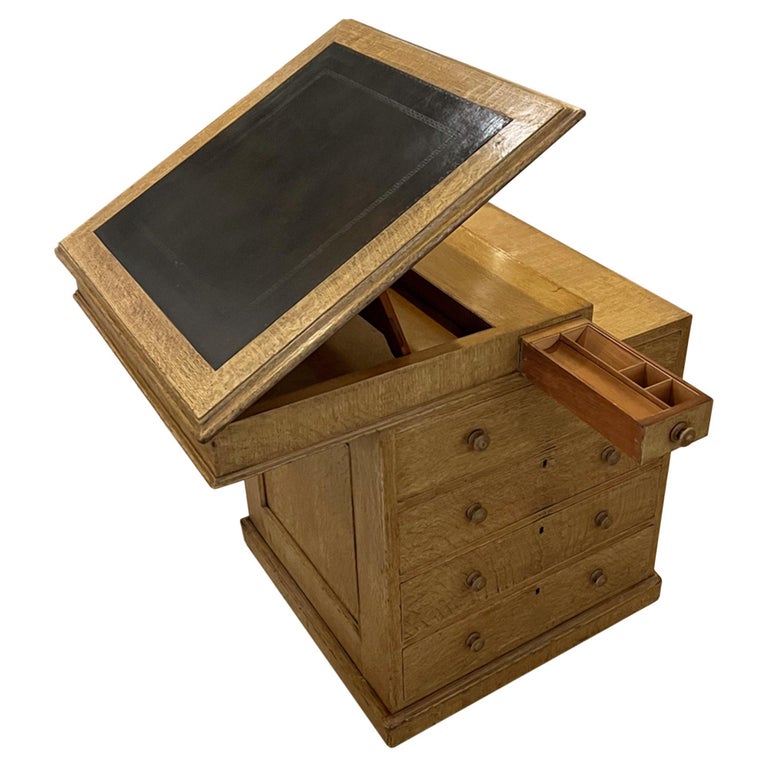 Metamorphic 1900s British Desk with Drawers For Sale at 1stDibs