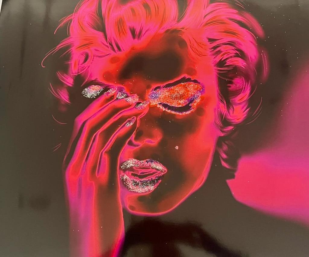 Metin Salih - Looking for a Hero Original Marilyn Monroe diamonds For ...