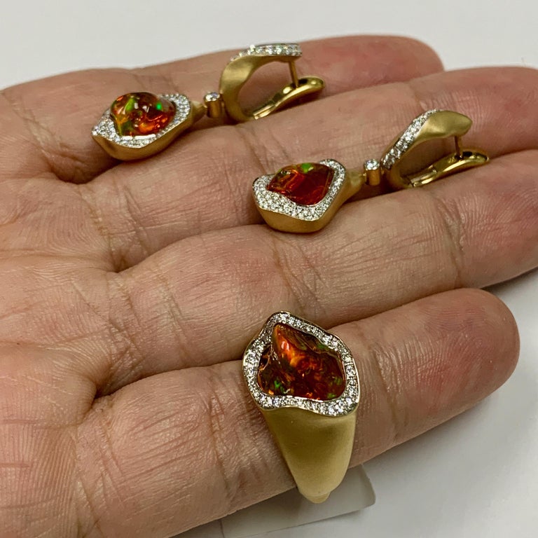 Mexican Opal 4.12 Carat Diamonds One of a Kind 18 Karat Yellow Gold ...