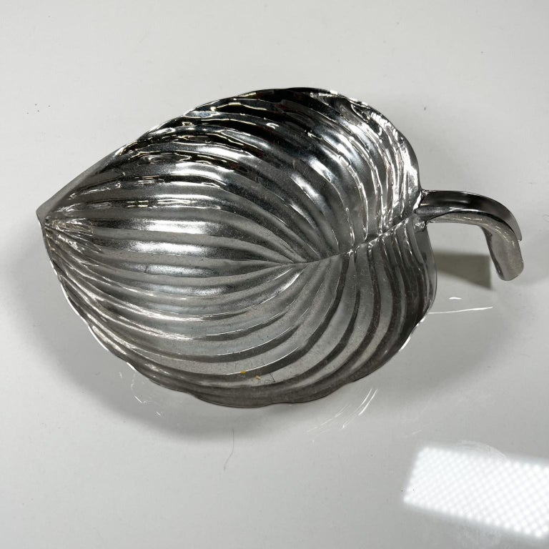 Michael Aram Polished Silver Leaf Decorative Candy Dish For Sale at 1stDibs