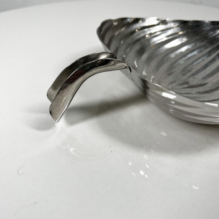 Michael Aram Polished Silver Leaf Decorative Candy Dish For Sale at 1stDibs