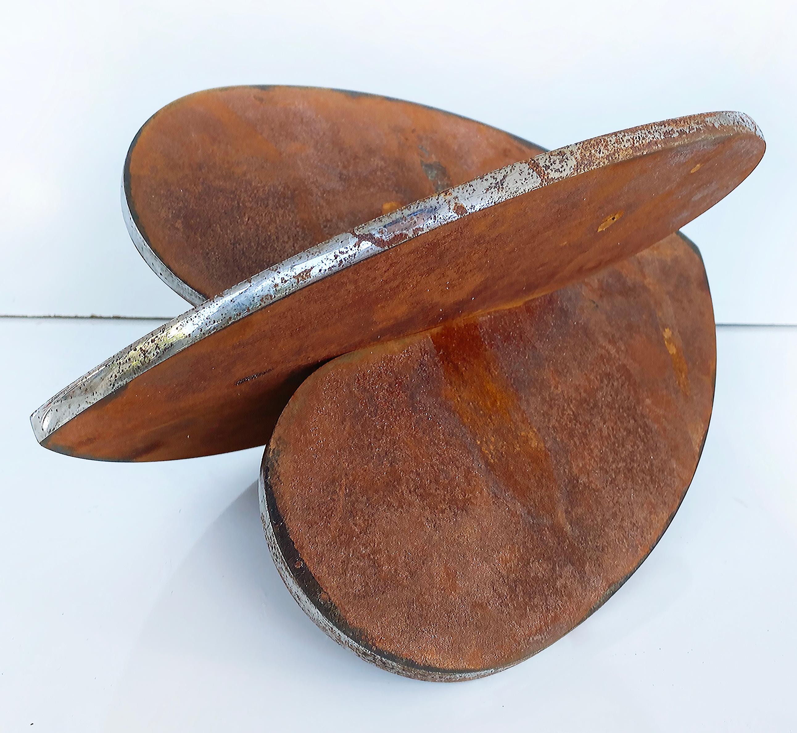 Michael Gitter, Phu Truong Interlocking Hearts Sculpture "Rust" in ...