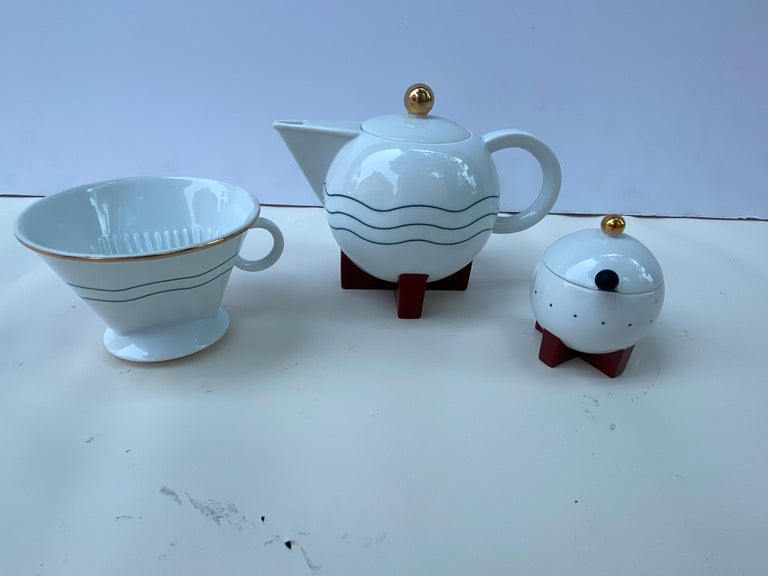 Michael Graves 1987 "The Little Dripper" for Swid Powell Coffee Pot at ...