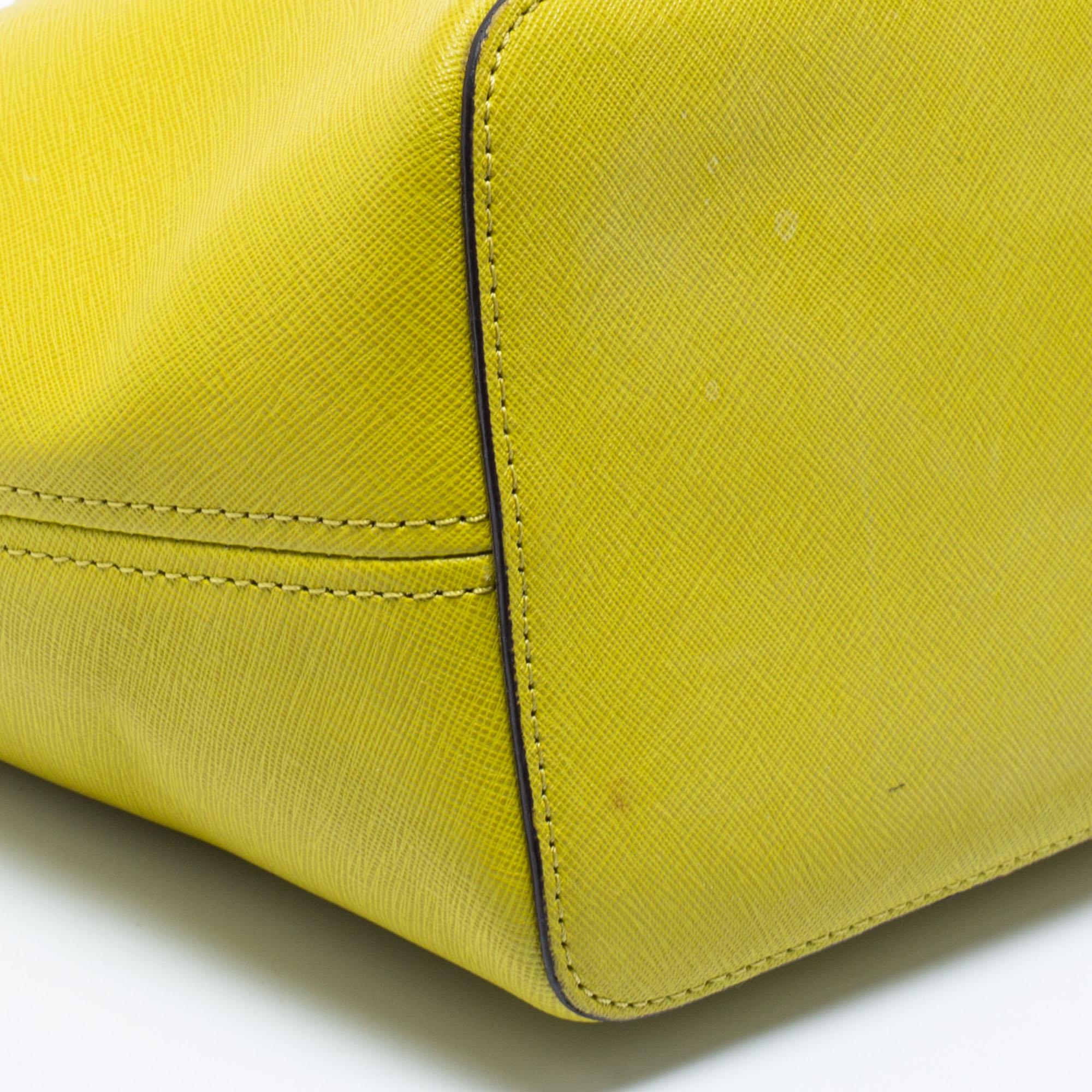Michael Kors Neon Green Leather Small Jet Set Travel Tote at 1stDibs ...