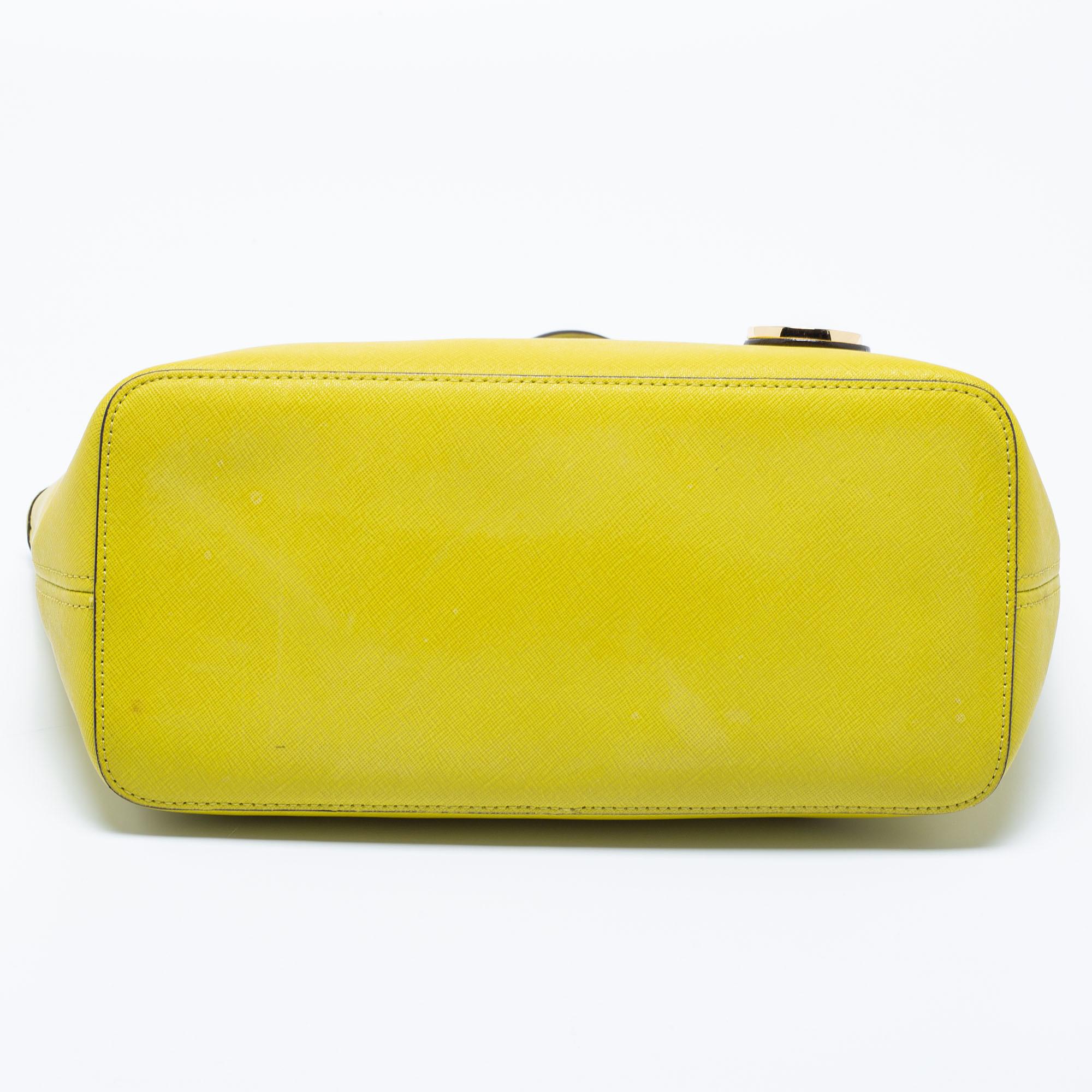 Michael Kors Neon Green Leather Small Jet Set Travel Tote at 1stDibs ...