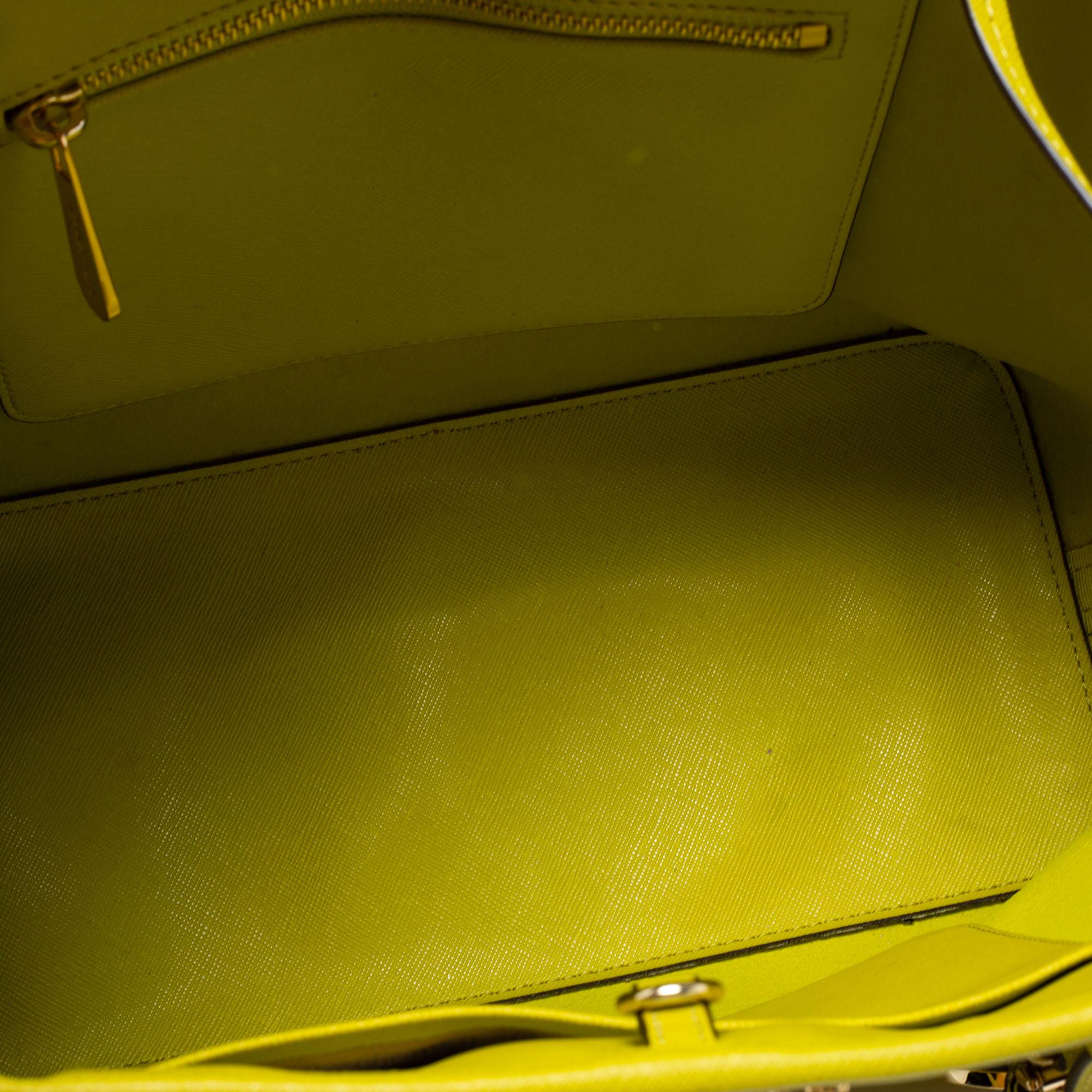 Michael Kors Neon Green Leather Small Jet Set Travel Tote at 1stDibs ...