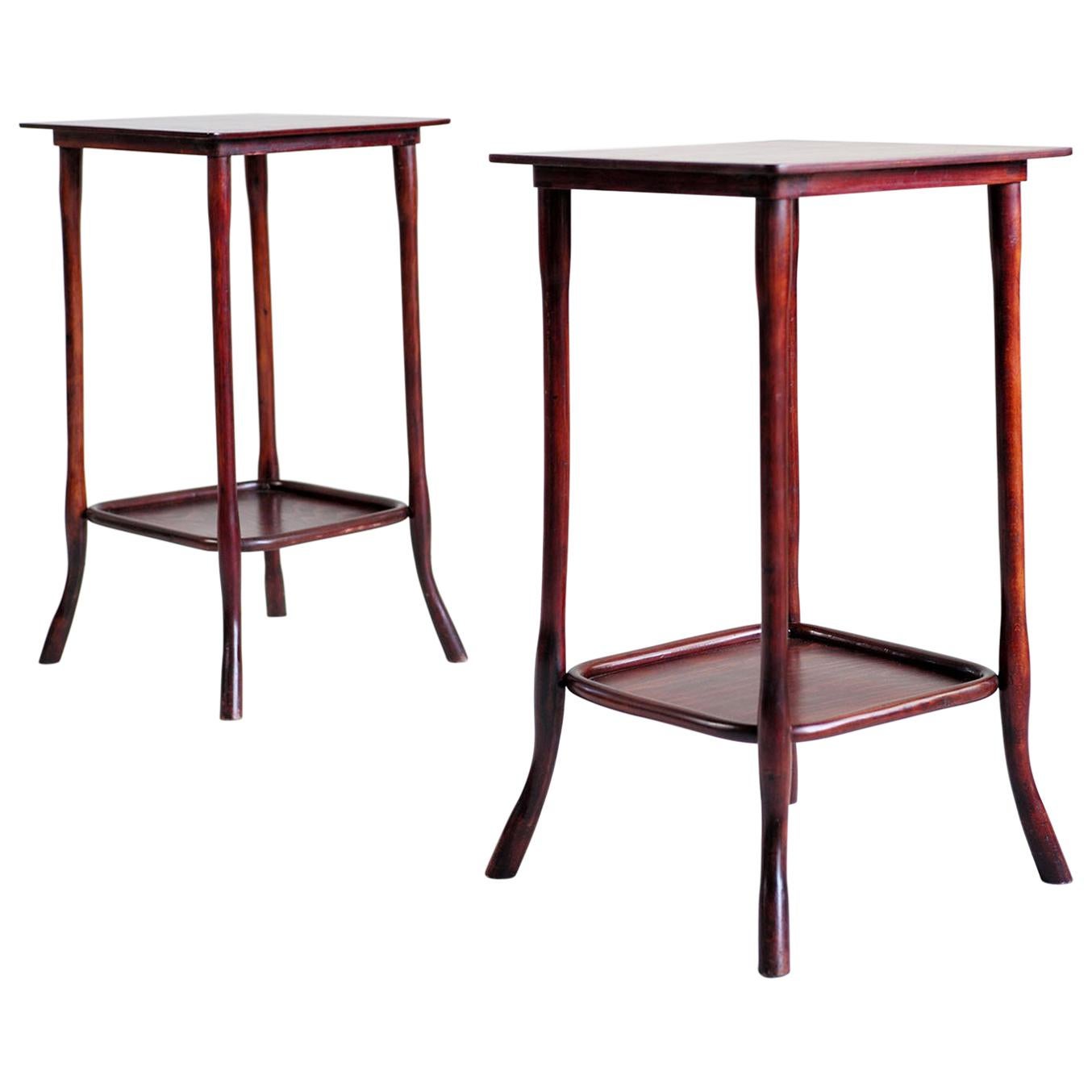 Michael Thonet, Pair of Servant Tables n ° 9136, Wien, 1910 at 1stDibs