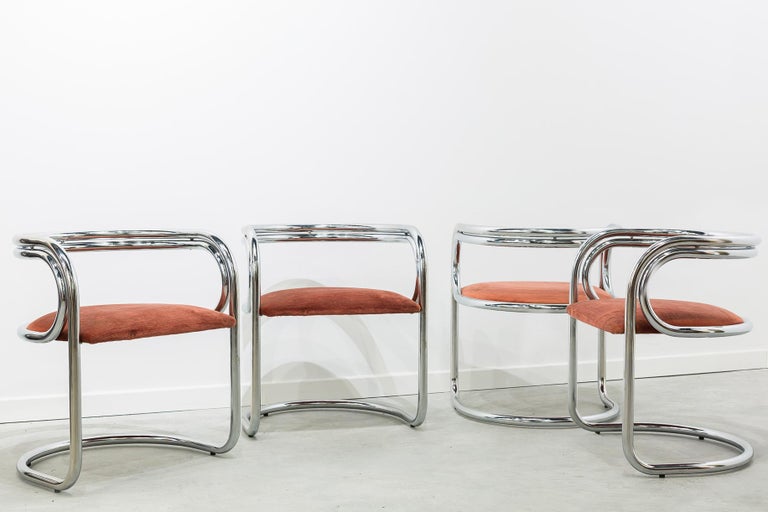 Mid-20th Century Tubular Steel Chair For Sale at 1stDibs