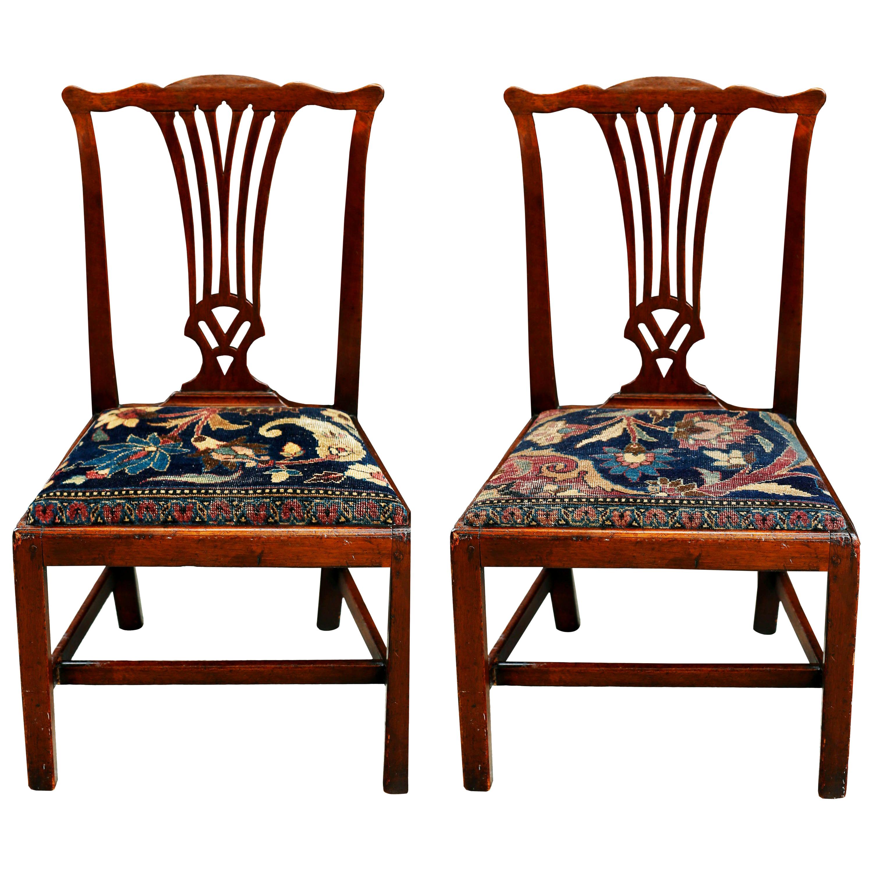 Set of Four Federal Shieldback American Hepplewhite Chairs at 1stDibs