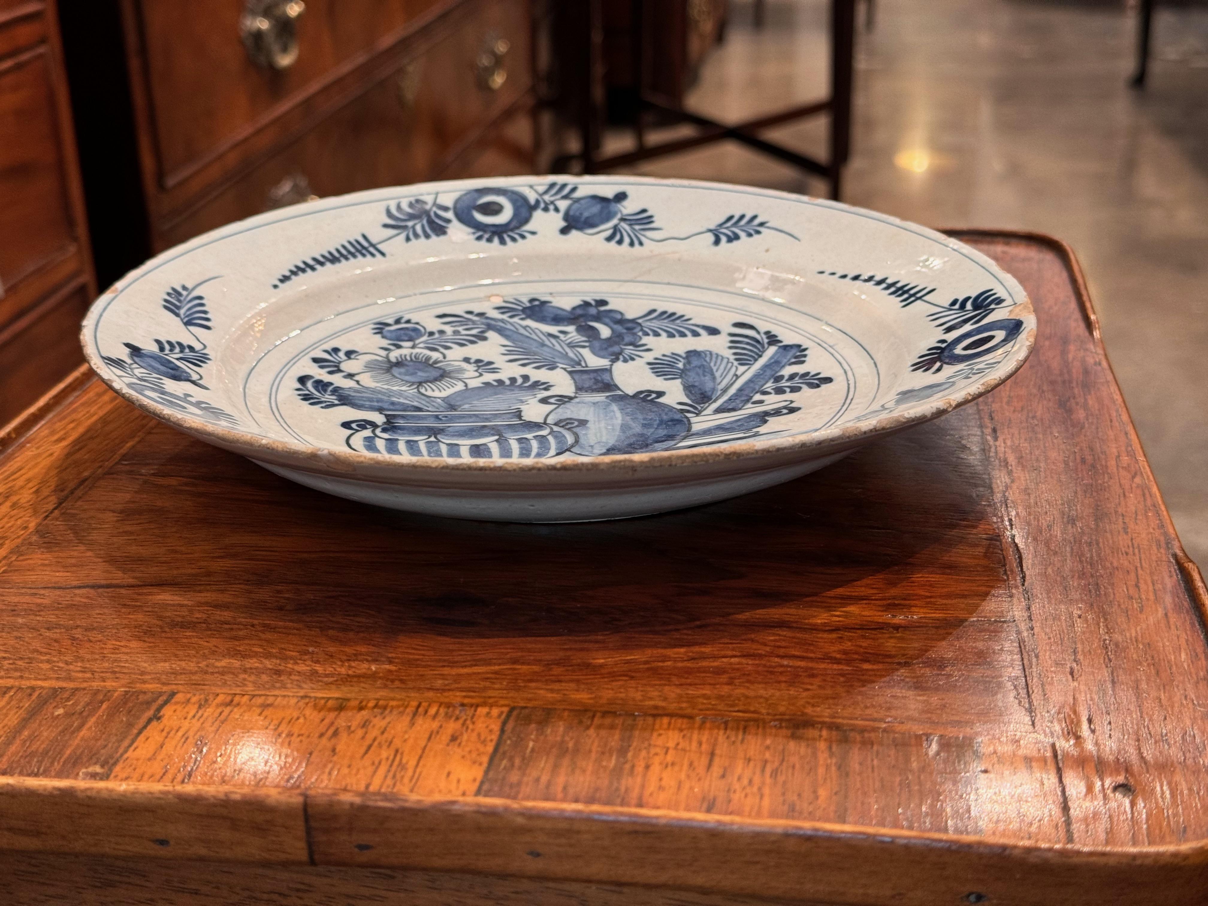 Mid 18th Century Delft Plate For Sale at 1stDibs